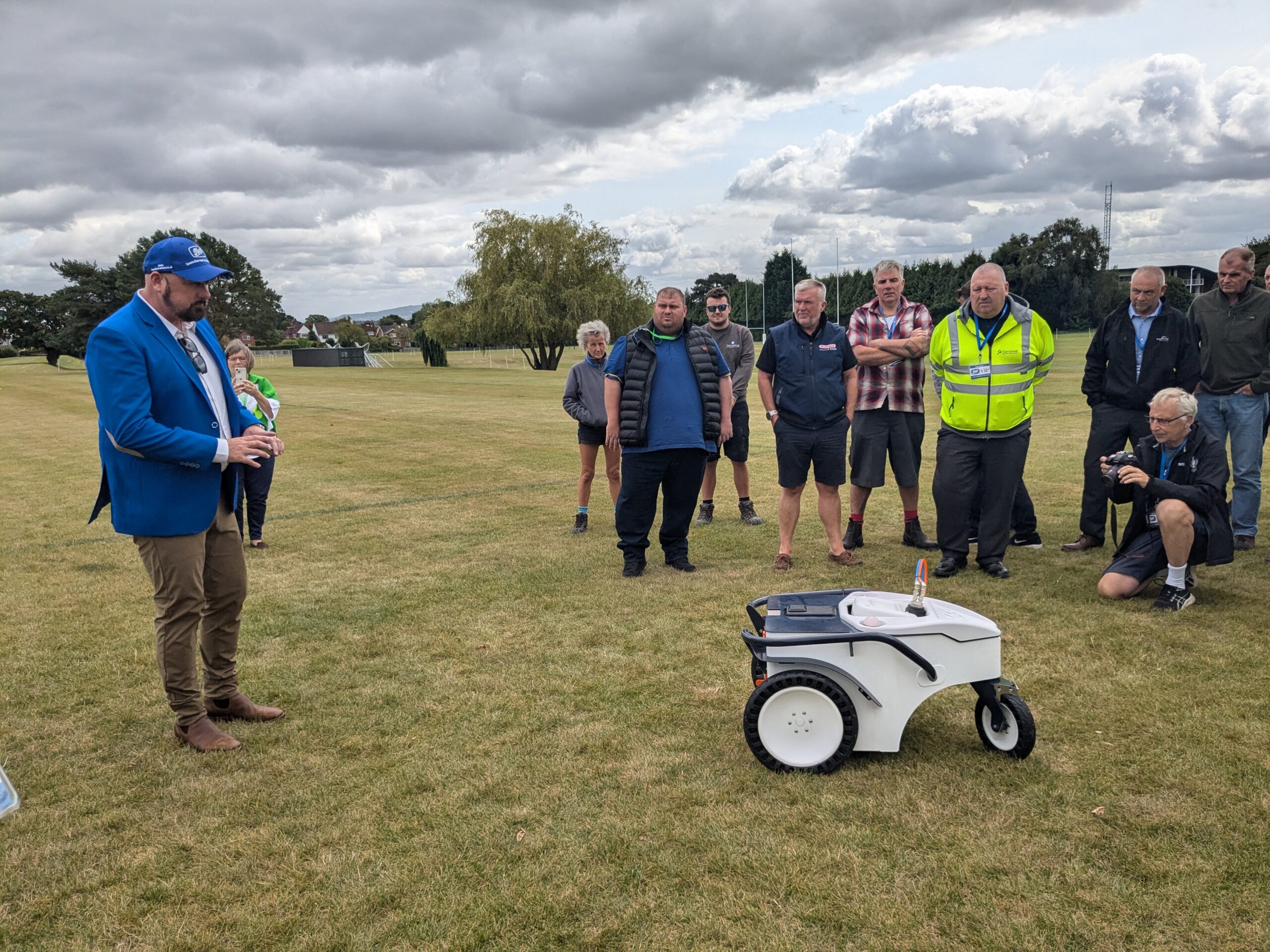 The Fleet Robot Marker Preview - turfmarket.co.uk